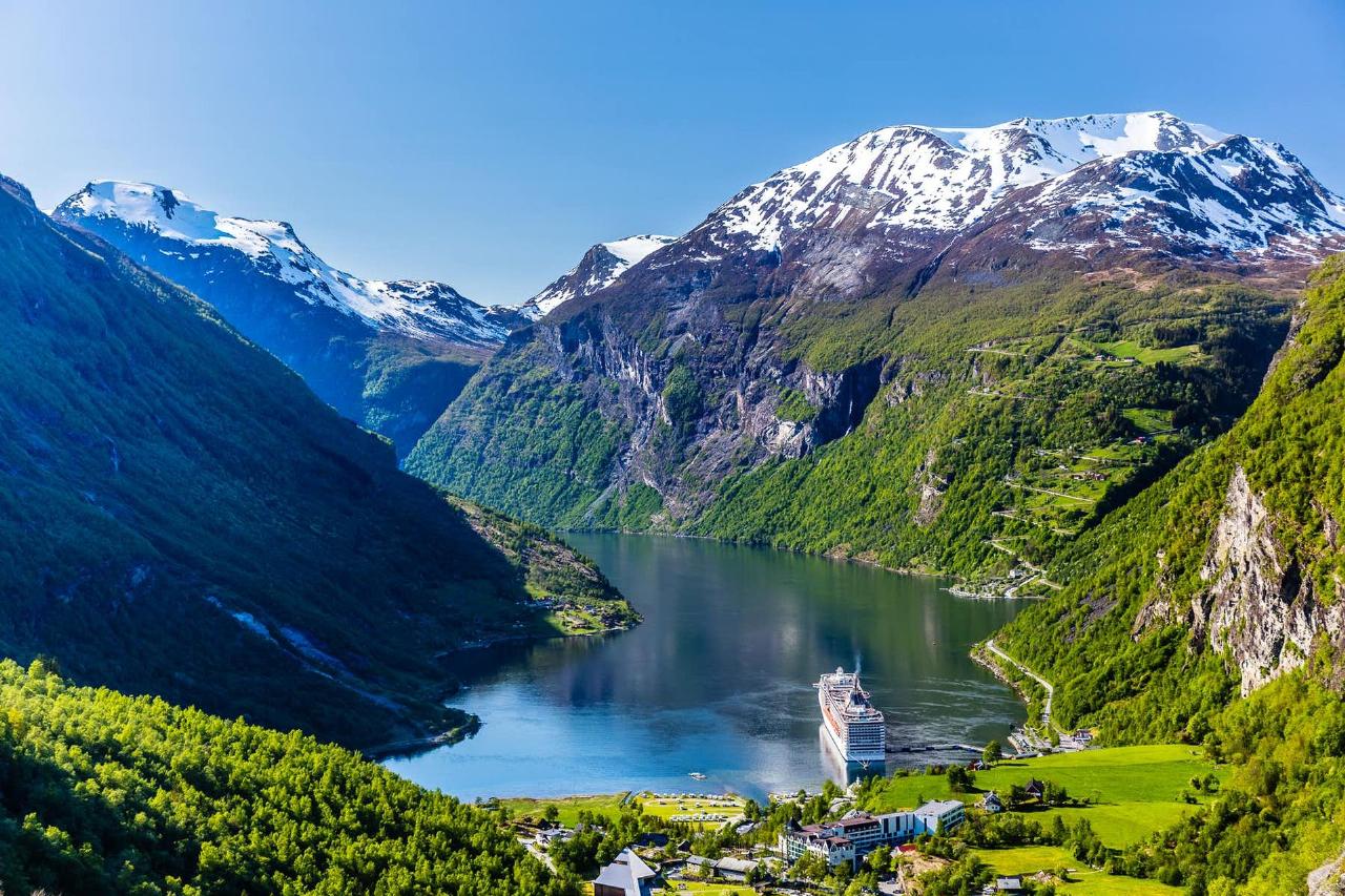 Leger Coach Tours